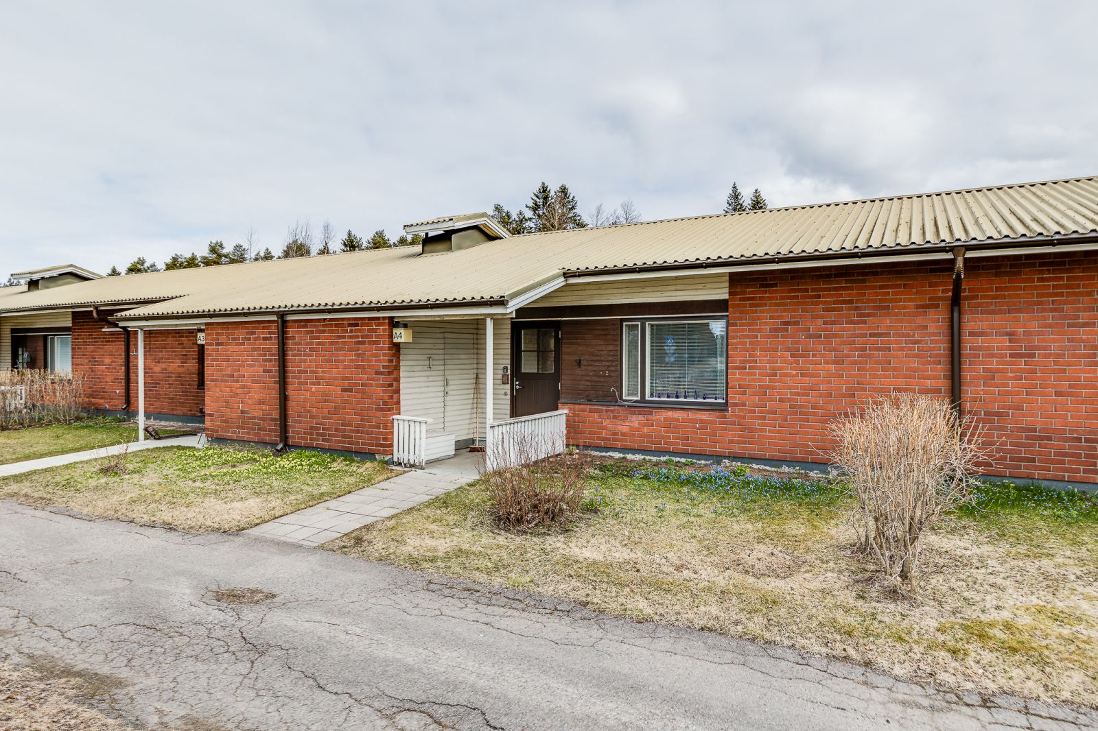 Rivimaja, Isoholmintie 5 | Habita